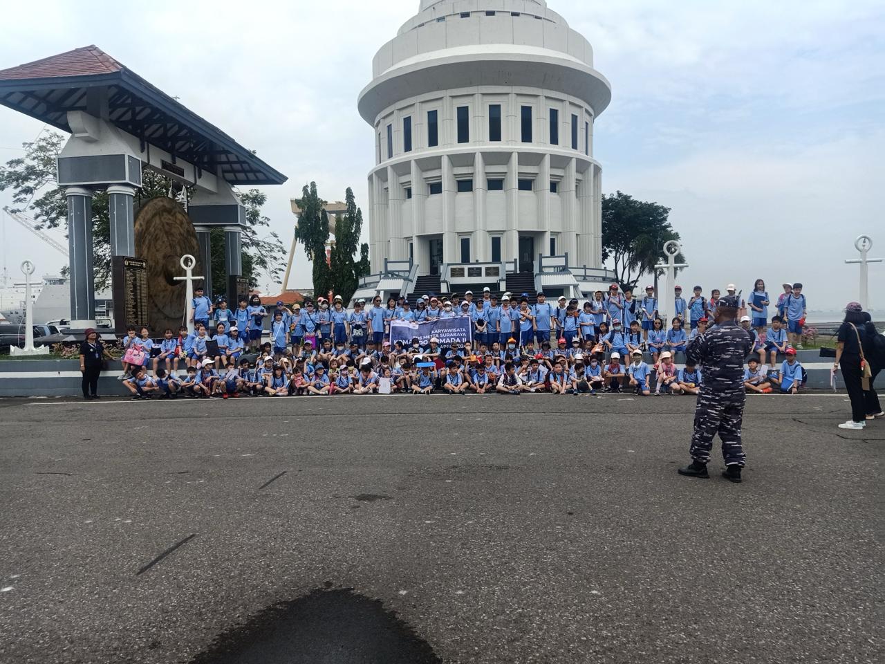 Crossing the Waves: Metta Elementary School's Tour to Koarmada II and ...